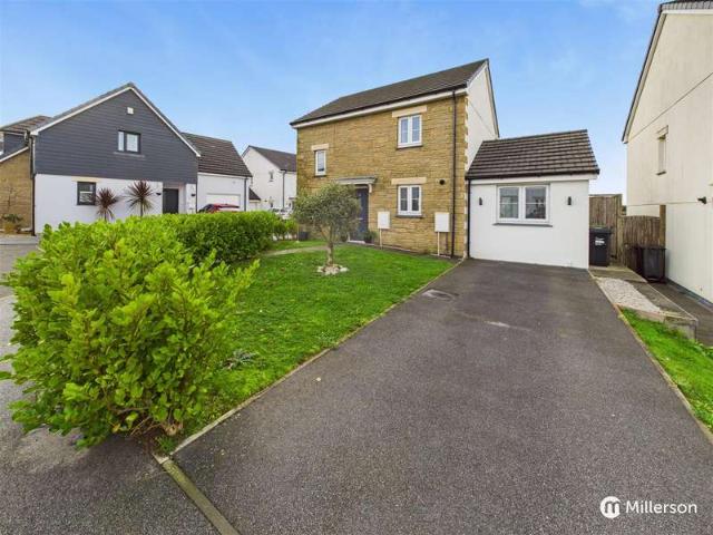 4 Bedroom Detached House