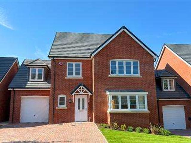 4 Bedroom Detached House