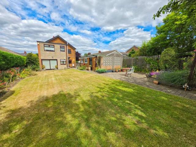 4 Bedroom Detached House
