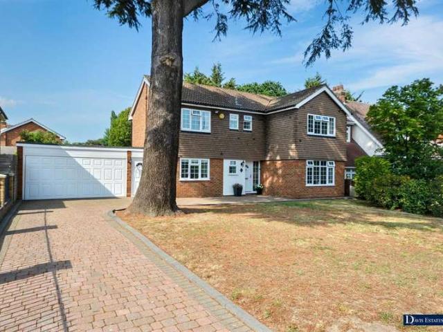 4 Bedroom Detached House