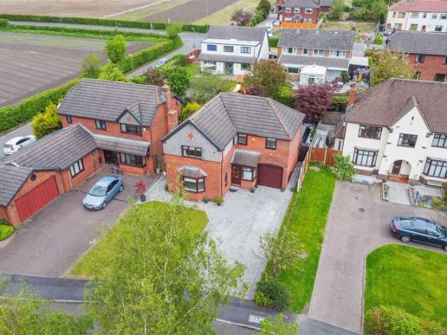 4 Bedroom Detached House