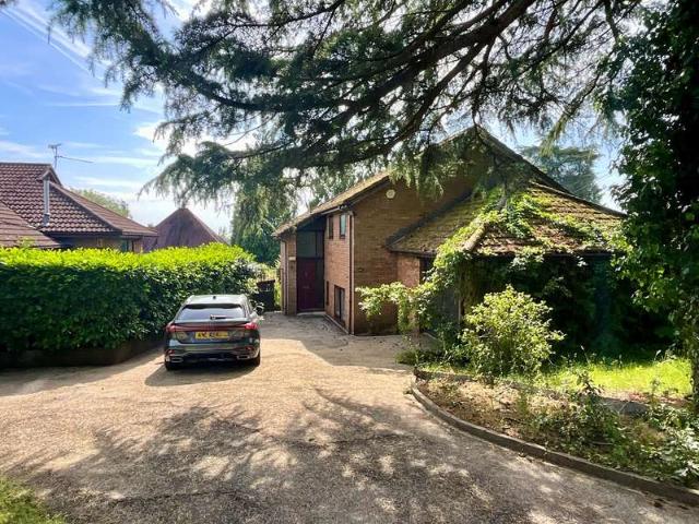 4 Bedroom Detached House
