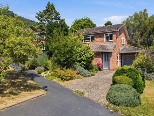 4 Bedroom Detached House