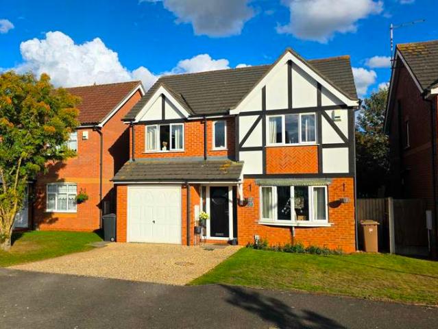 4 Bedroom Detached House