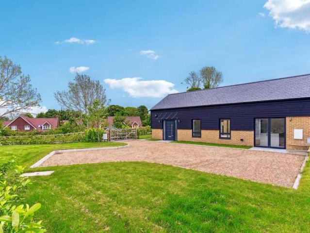 4 Bedroom Detached House