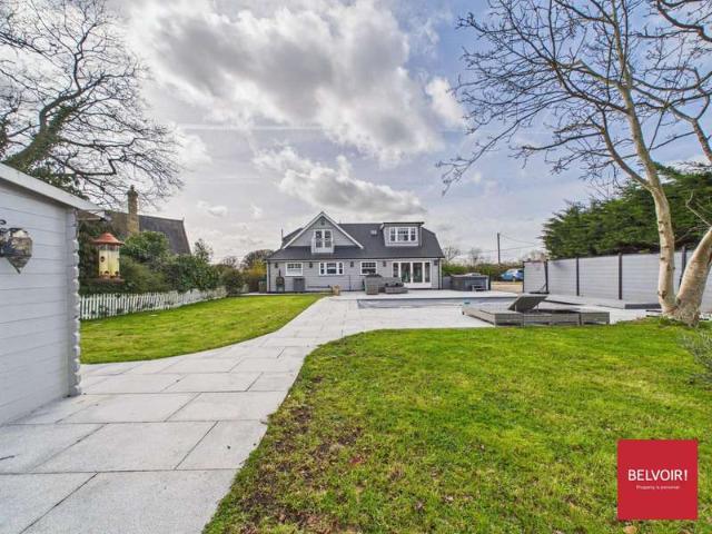 4 Bedroom Detached House