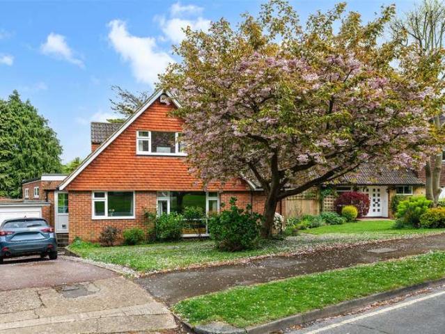 4 Bedroom Detached House
