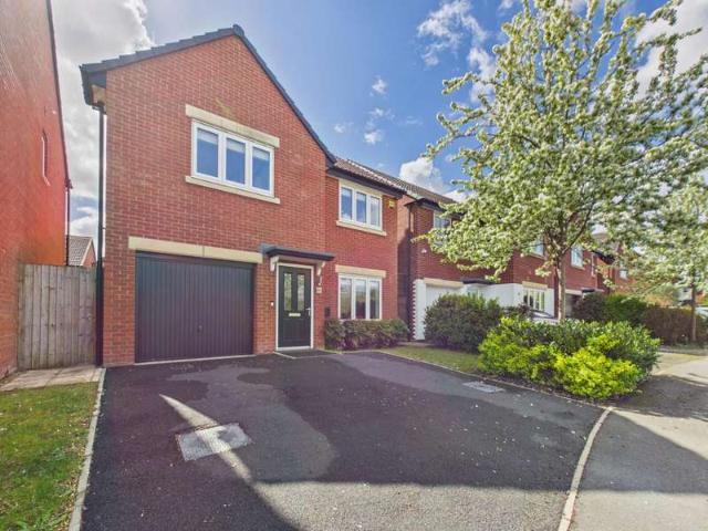 4 Bedroom Detached House