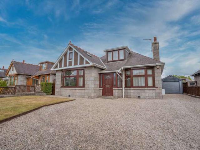 4 Bedroom Detached House