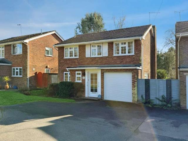 4 Bedroom Detached House