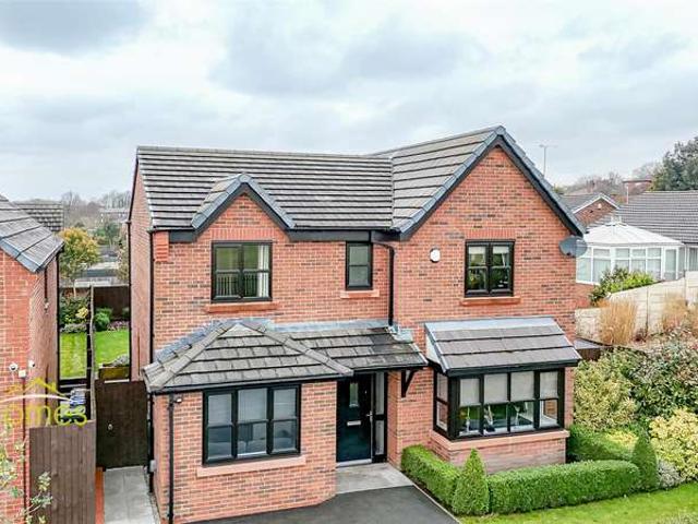 4 Bedroom Detached House