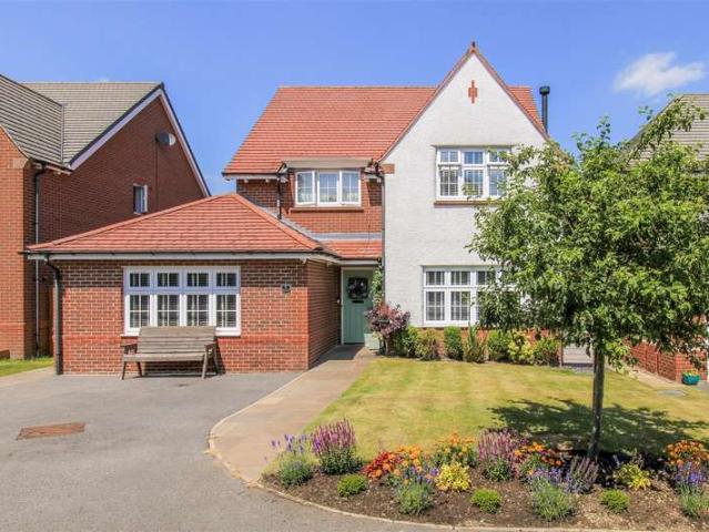 4 Bedroom Detached House