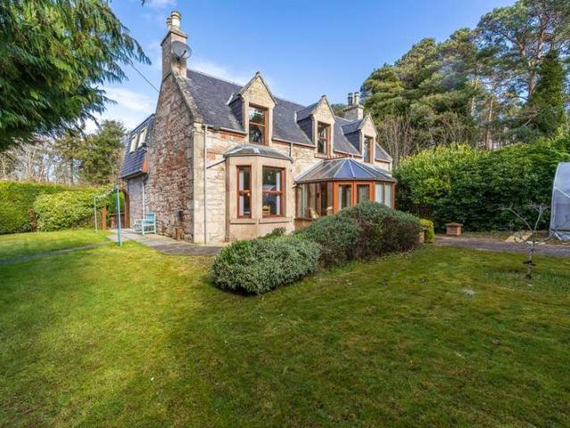 4 Bedroom Detached House