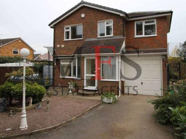 4 Bedroom Detached House