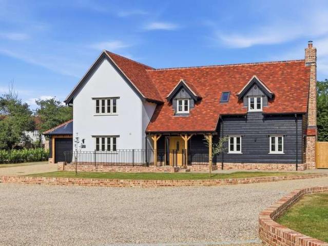 4 Bedroom Detached House