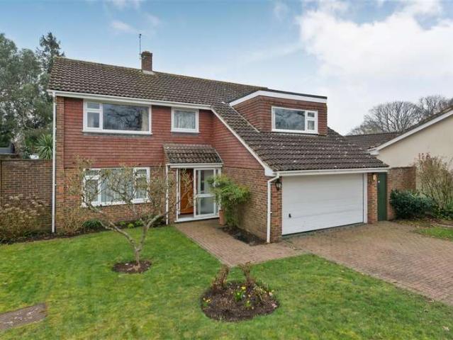 4 Bedroom Detached House