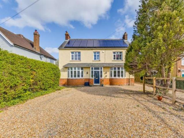 4 Bedroom Detached House