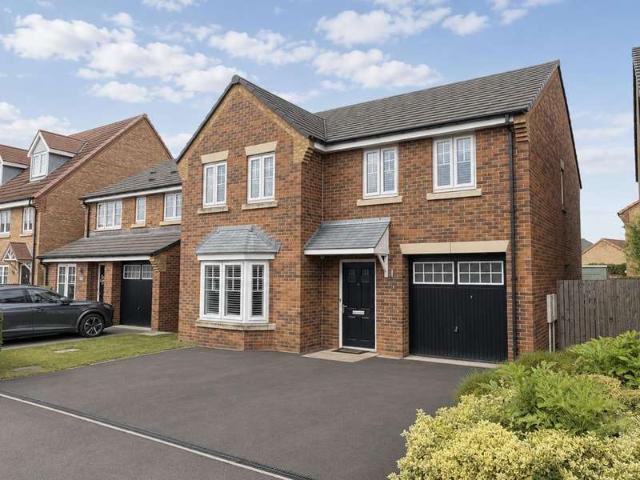 4 Bedroom Detached House