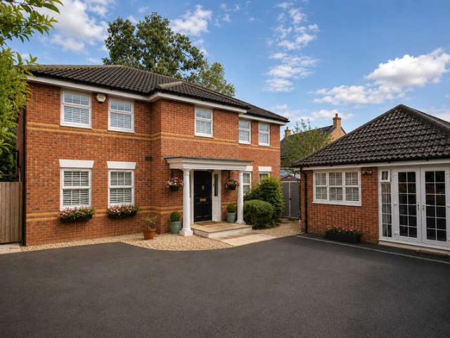 4 Bedroom Detached House