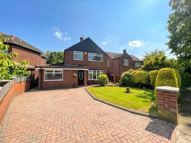 4 Bedroom Detached House