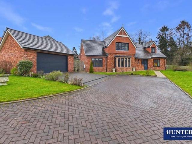 4 Bedroom Detached House