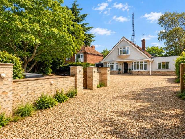 4 Bedroom Detached House