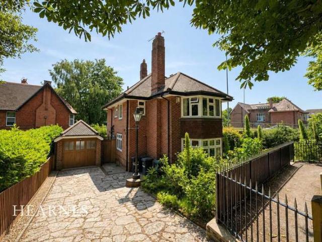 4 Bedroom Detached House