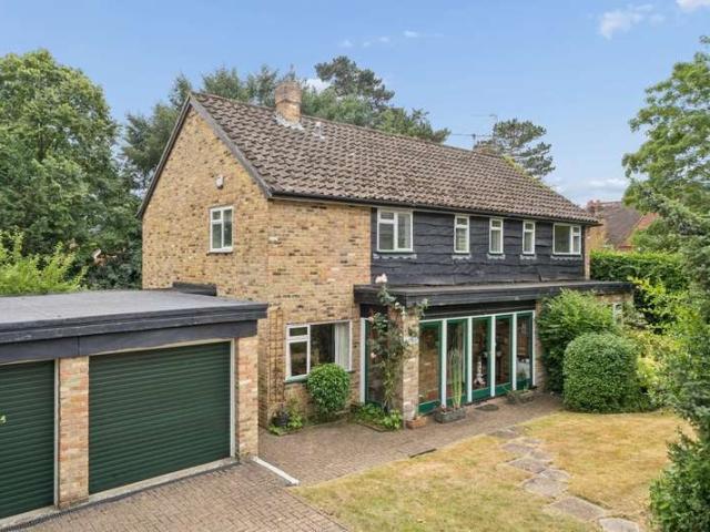 4 Bedroom Detached House