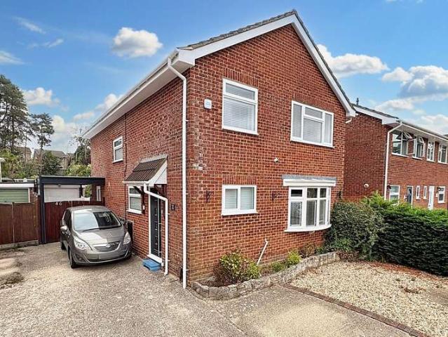 4 Bedroom Detached House