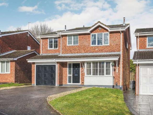 4 Bedroom Detached House