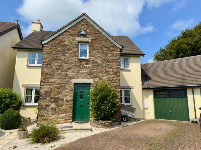4 Bedroom Detached House