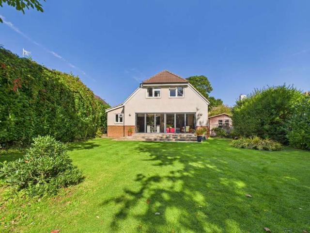 4 Bedroom Detached House