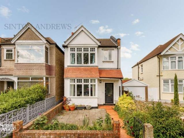 4 Bedroom Detached House