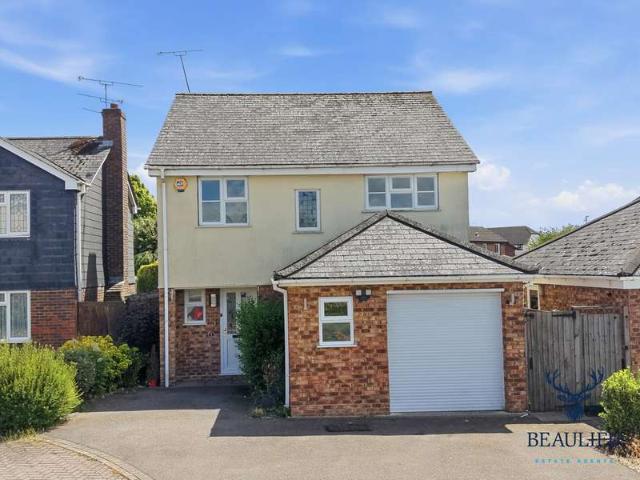 4 Bedroom Detached House