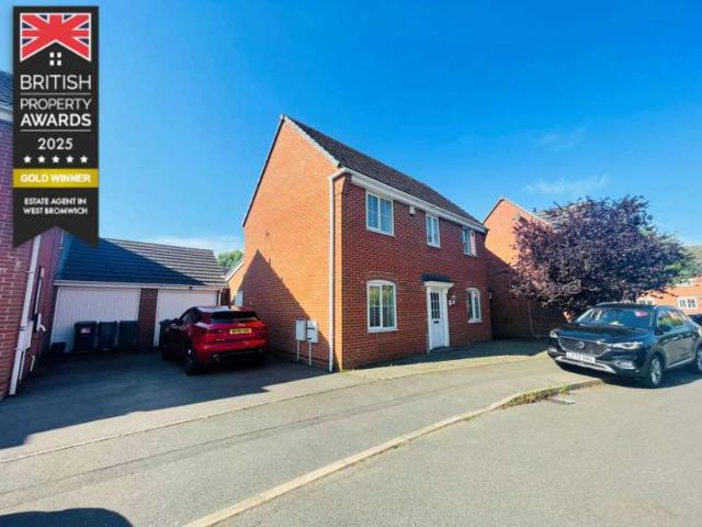 4 Bedroom Detached House