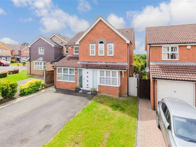 4 Bedroom Detached House