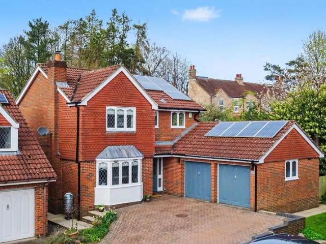 4 Bedroom Detached House