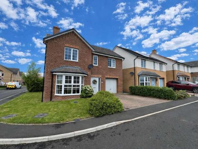 4 Bedroom Detached House