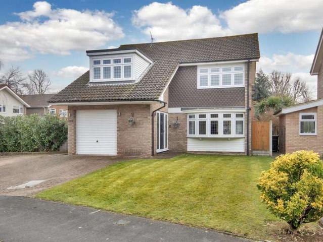 4 Bedroom Detached House