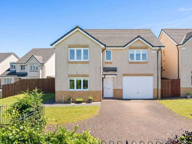 4 Bedroom Detached House