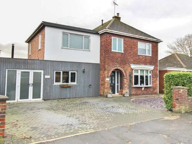 4 Bedroom Detached House