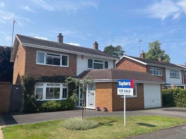 4 Bedroom Detached House