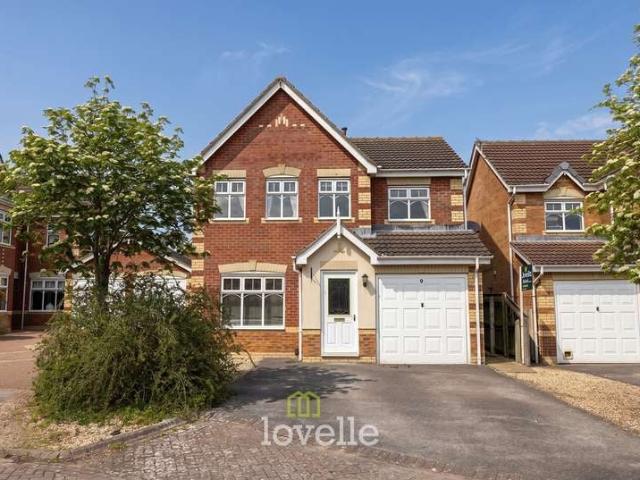 4 Bedroom Detached House
