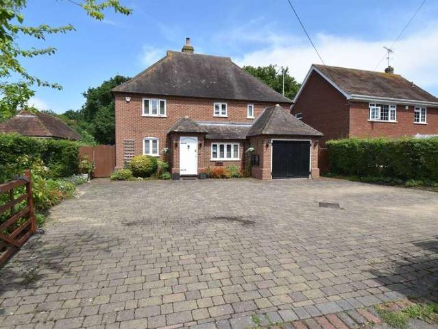 4 Bedroom Detached House