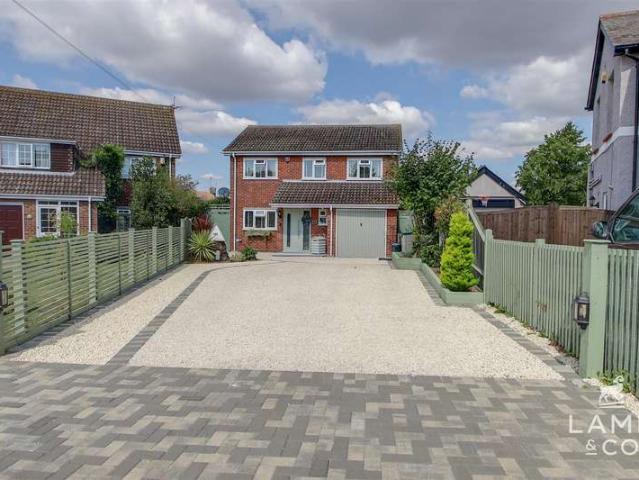 4 Bedroom Detached House