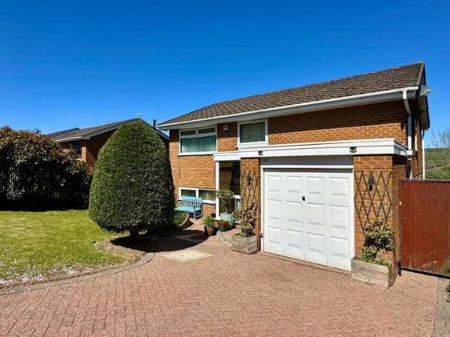 4 Bedroom Detached House