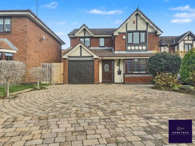 4 Bedroom Detached House
