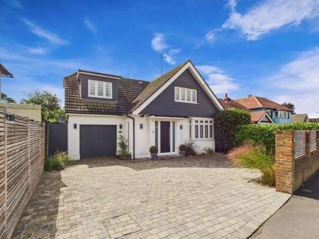 4 Bedroom Detached House