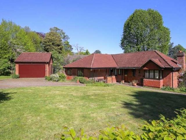 4 Bedroom Detached House