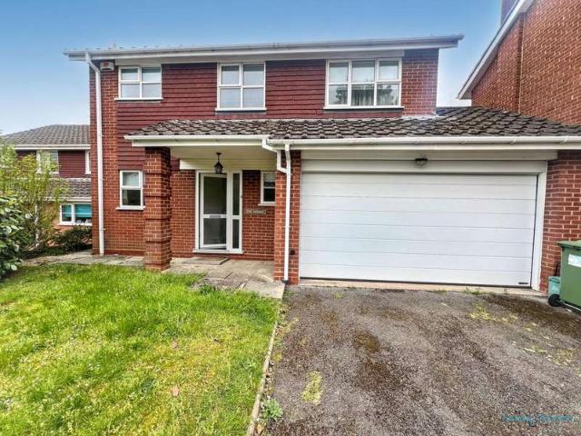 4 Bedroom Detached House